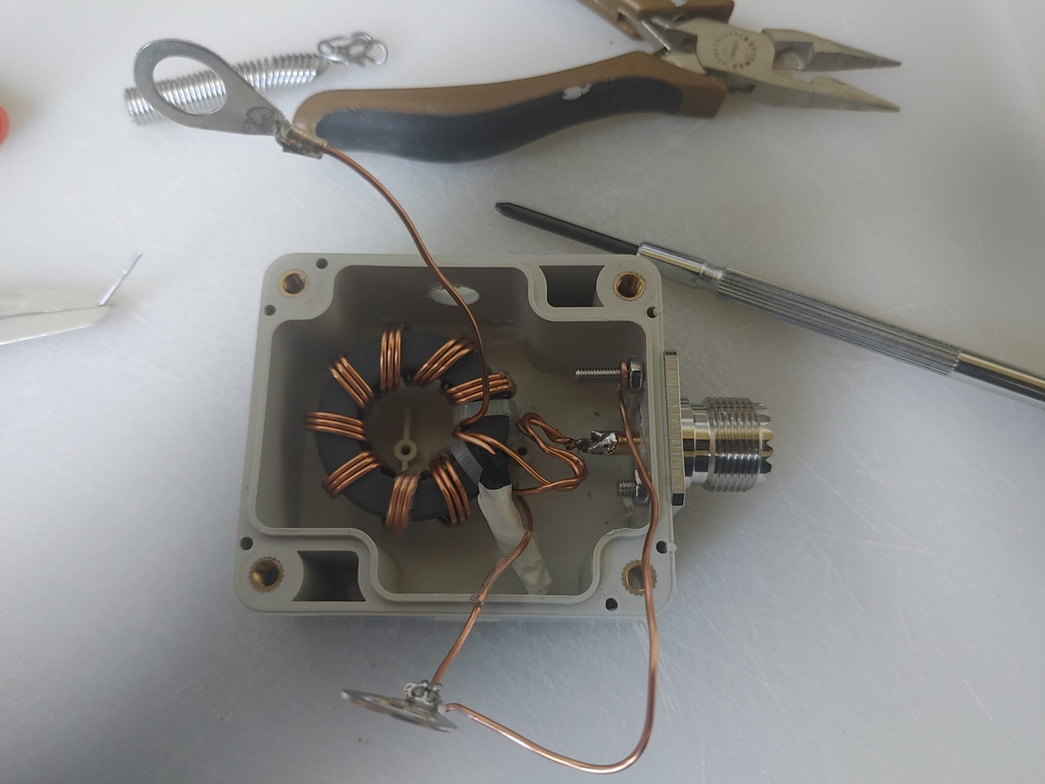 Project: 9:1 UnUn Transformer – n5txl.com